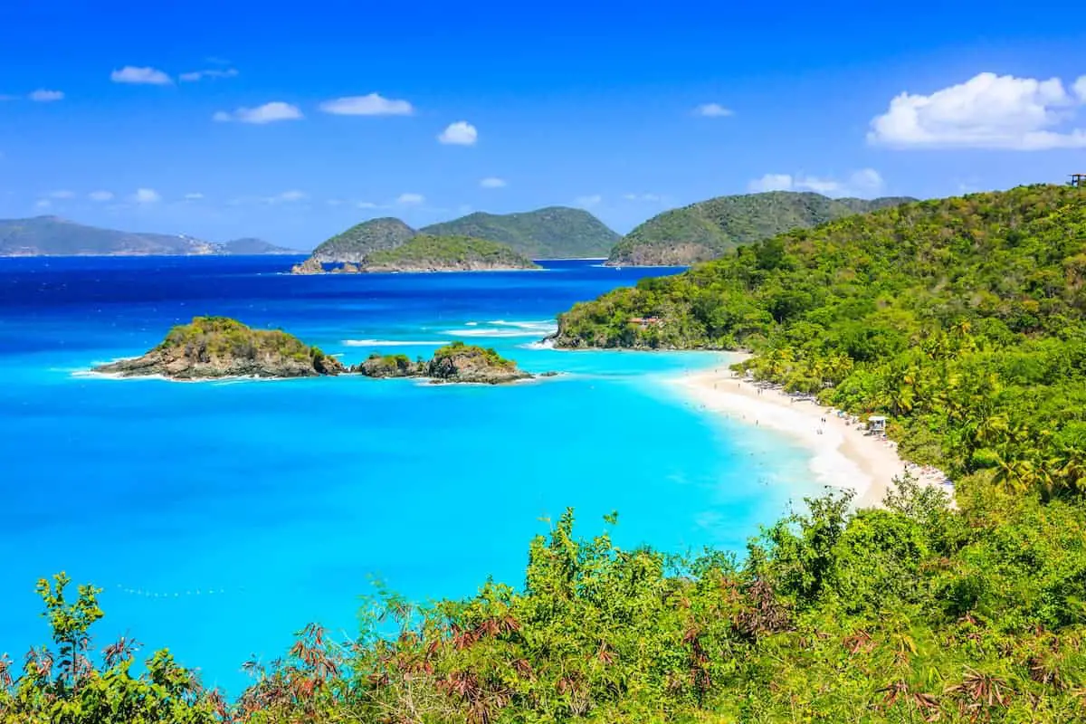 Best Places To Retire in the Caribbean - Aging Greatly